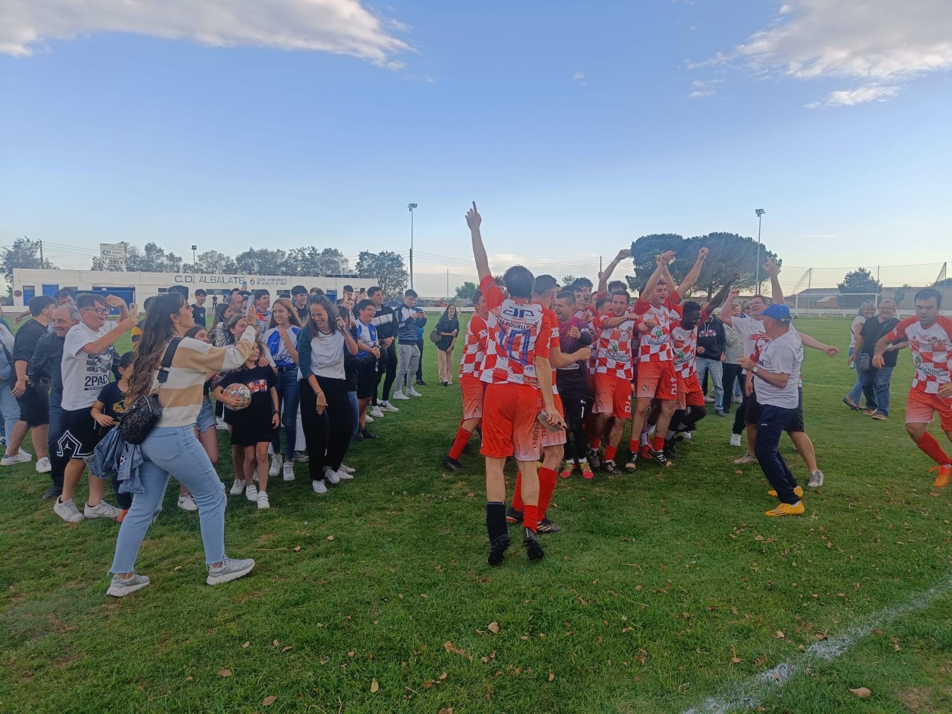 El Atlético de Albelda, a primera - Onda Cero Cinca