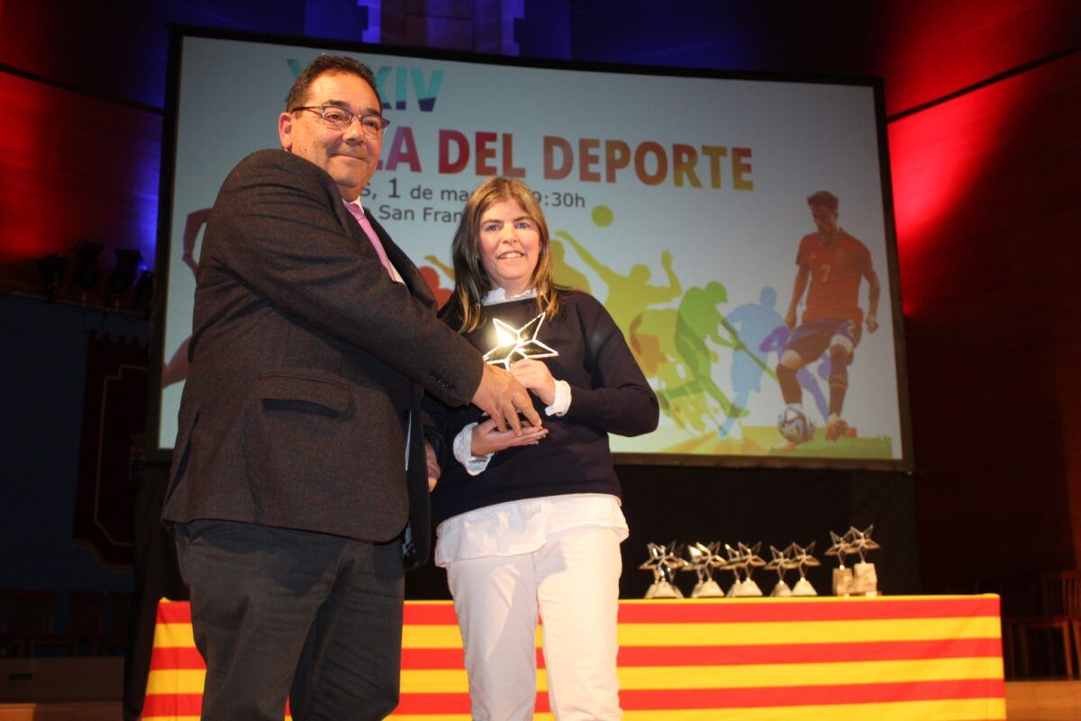 El CB Monzón recibió un premio a la Promoción Deportiva por las 12 ...